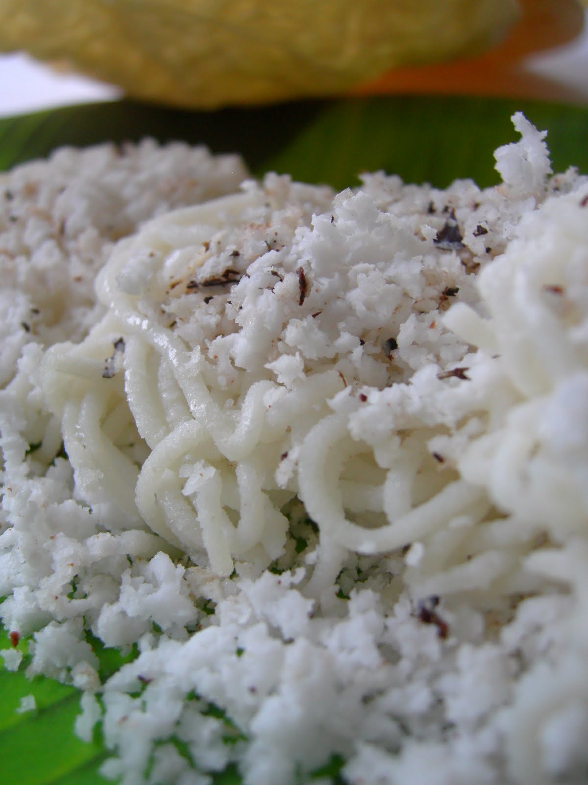 Tiffin Carrier Antic/que's!: Nool Puttu: Steamed Rice Noodles ...