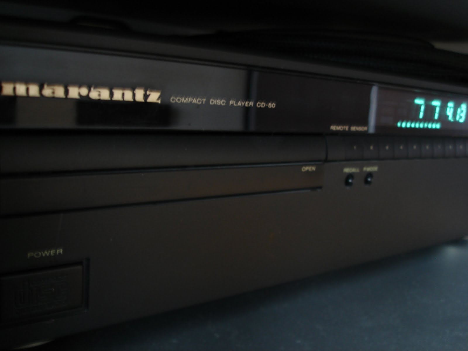 Svilen Spasov's Corner (Dev, Diving, Audio): Modding/Upgrading Marantz CD50