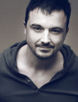 80 grams | Comunicació literària: Guillem Clua