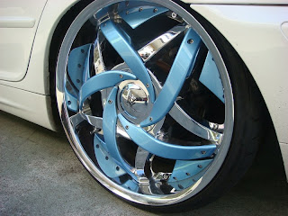 King Bling Wheels: Hypnotic Wheels.