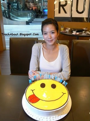 Lu Rui En Singapore Actress - 卢瑞恩