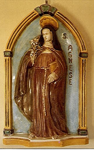 Santa Inês de Assis, Clarissa: Iconografia