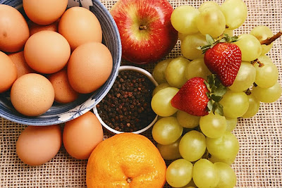 NORMAS DE COMPORTAMIENTO: Alimentos sólidos. Recomendaciones para comerlos.