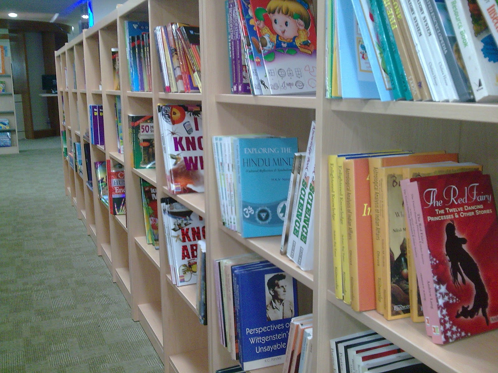 Chennai Tweets: Some pics of the New Anna Centenary Library