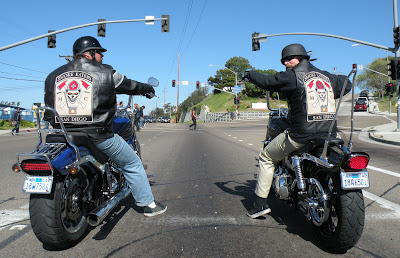 Just A Car Guy: People hanging out at Dublin Mob's Paddy Ride '09