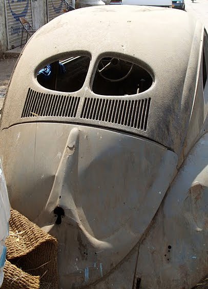 Just A Car Guy: The only (and lonely) split window Beetle in Pakistan ...
