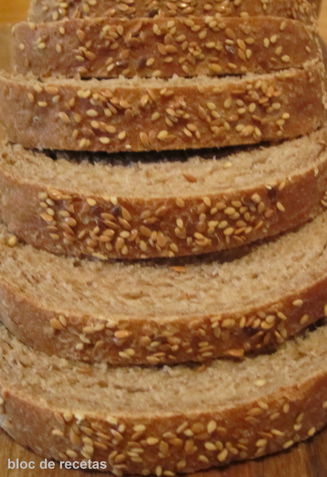 Bloc de recetas: Pan integral con sésamo
