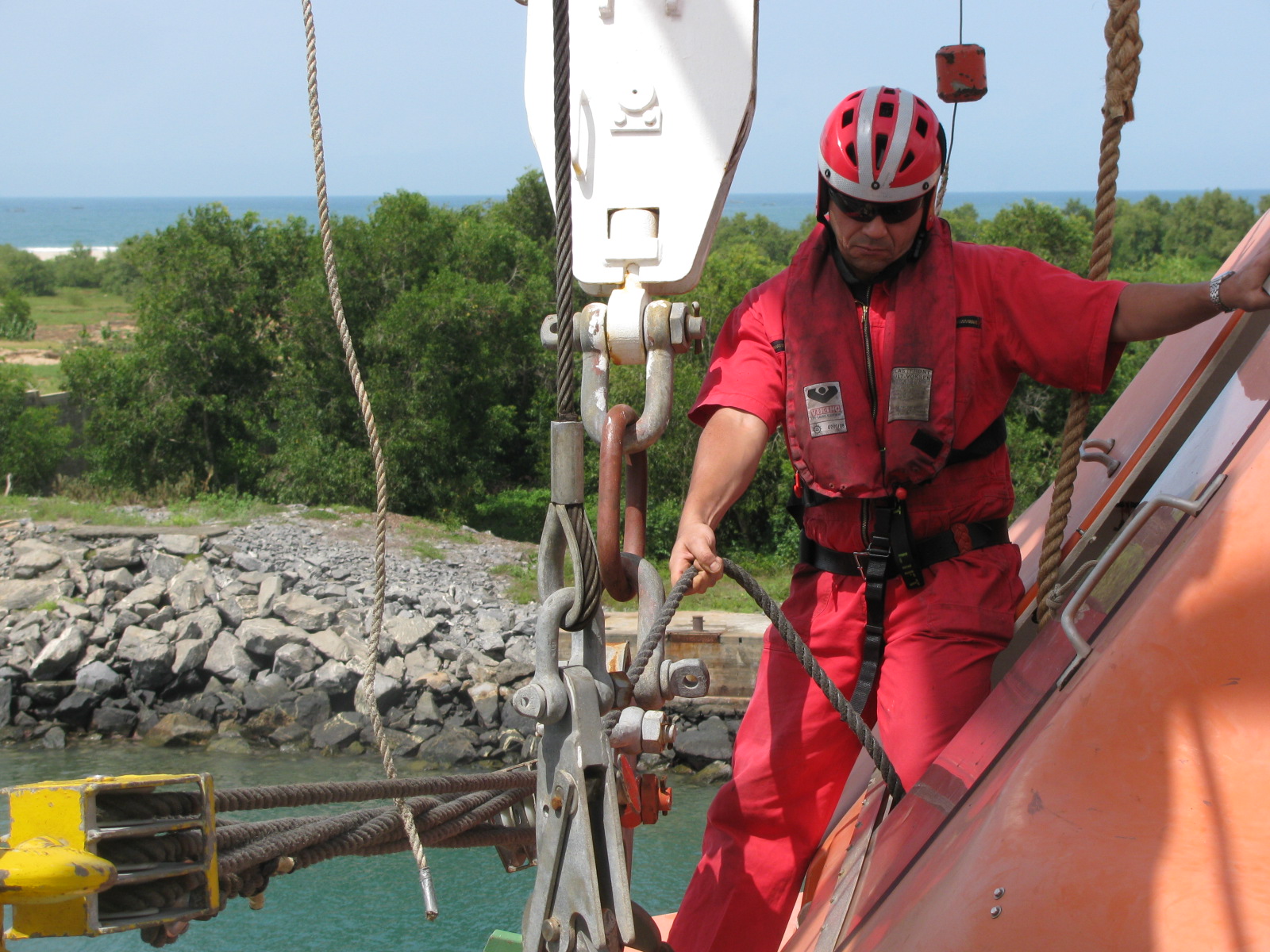 Murray & Candace's Adventures: Another day of lifeboat training...