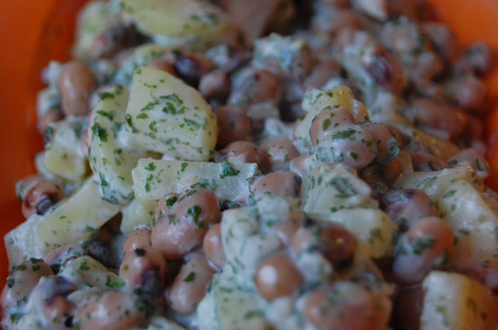 Os Petiscos da Leonor: Salada Fria de Batata e Feijão Frade