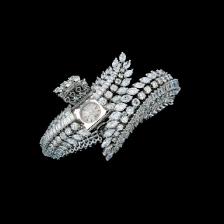 Diamonds: FAMOUS DIAMOND The Centenary Diamond