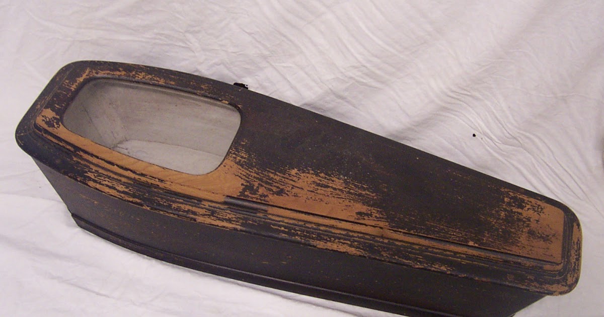 Wood County Historical Center: Victorian Era Casket