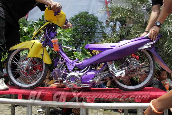 Mafia Blogger: modifikasi motor ceper abis