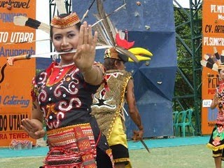 Event and Unique Information Around Us.: Mandau : The Traditional ...