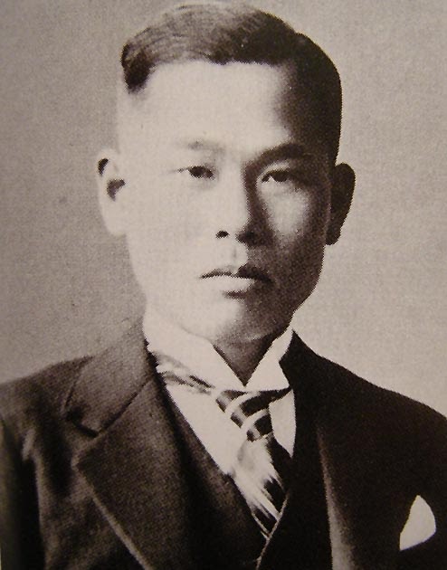 One Hundred Mountains: Manifesto of a solo mountaineer