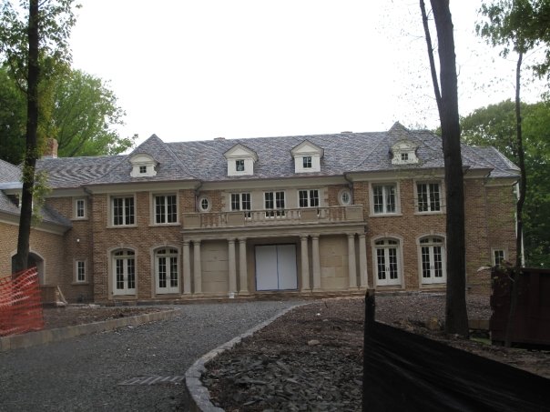 Pictures of Alpine Mansions taken by a Homes of the Rich Reader | Homes ...