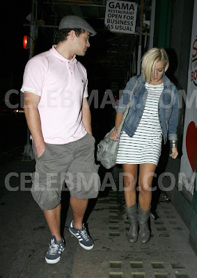 Sheridan Smith: Sheridan spotted out with Warren Brown