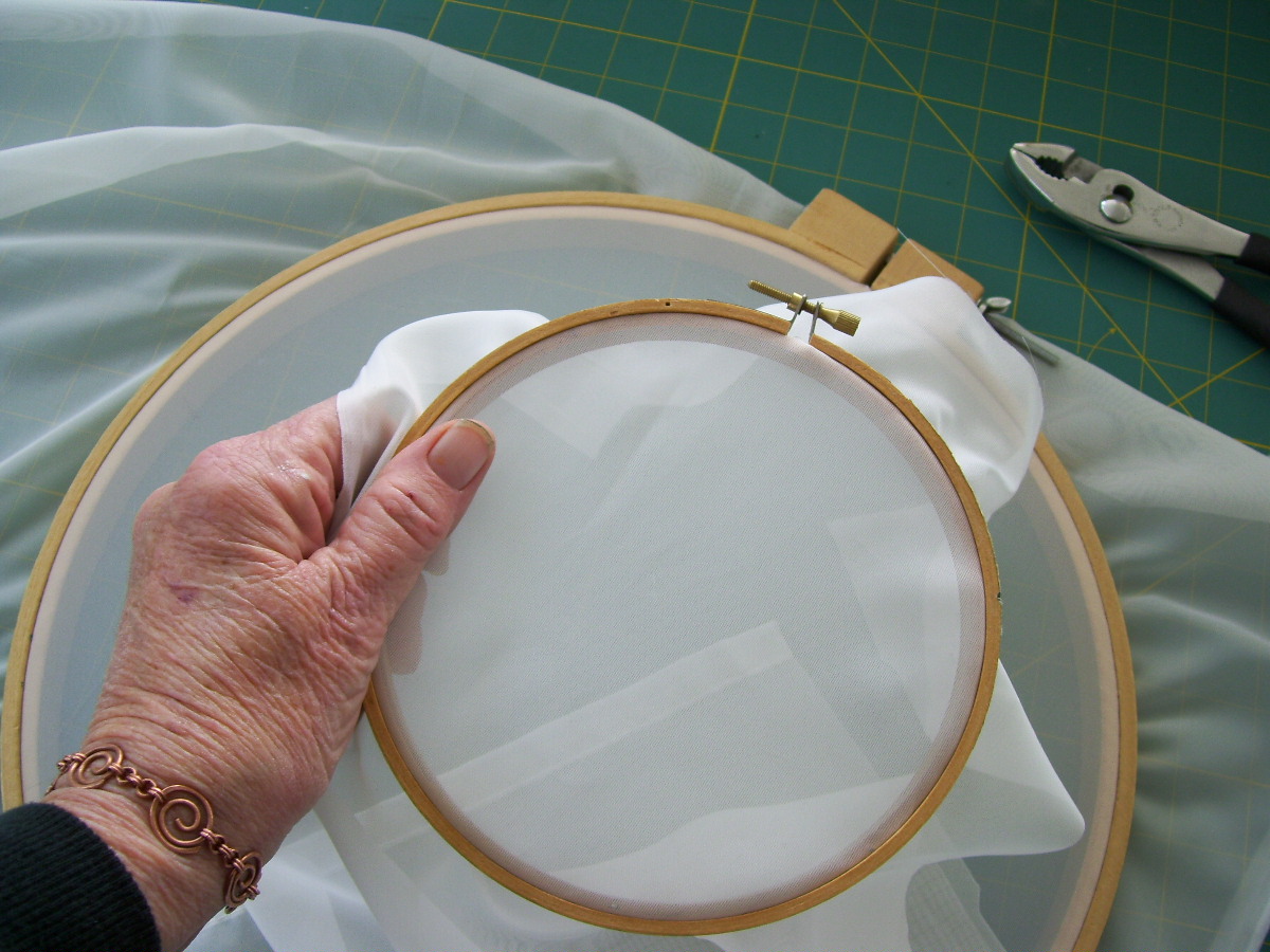 Linda's Art Quilts: How to Make Screen Printing Frames with Embroidery ...