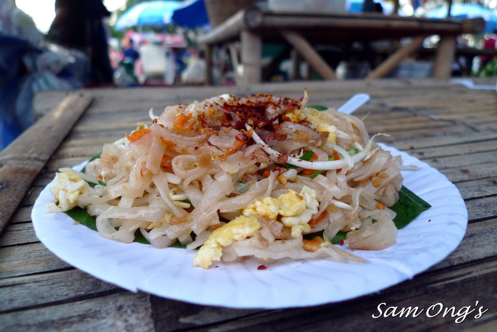 EAT OUT with SAM: Street Food in Hatyai, Thailand.