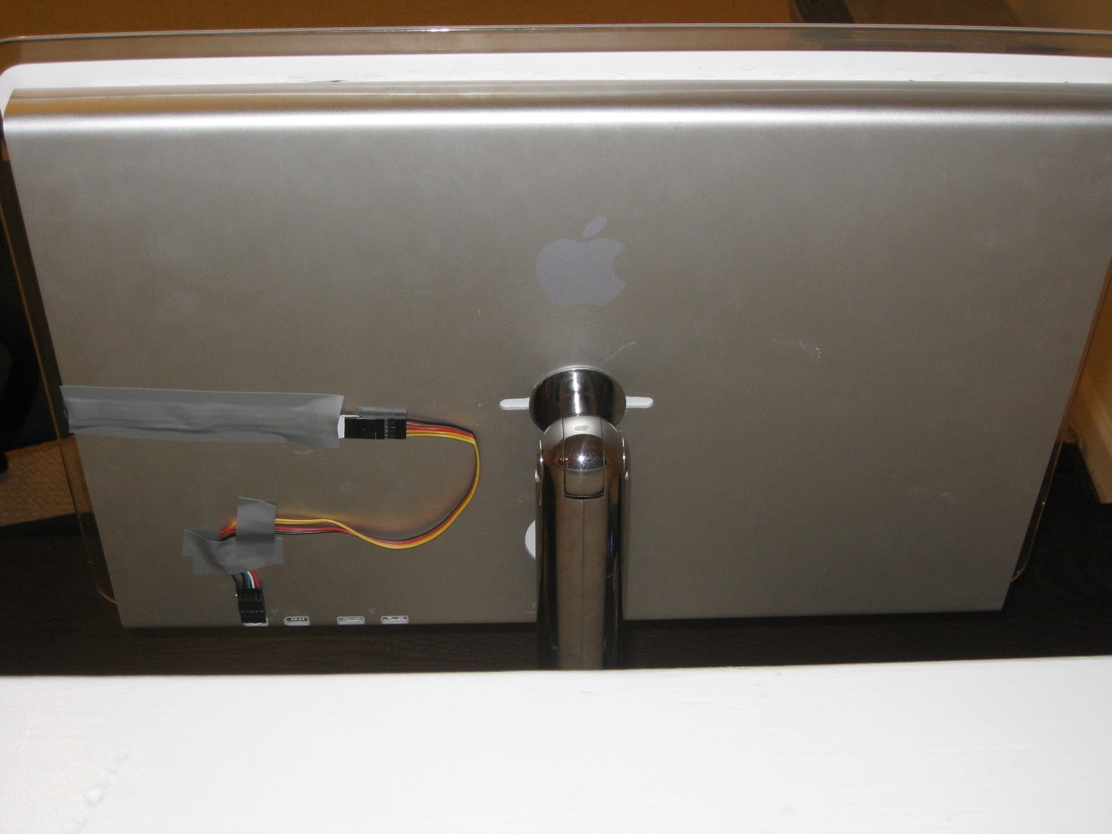 Dremel Junkie: Completed Mod - The 20" iMac G4 / Apple Cinema Display ...