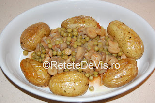 Retete de vis: Pui la cuptor " Pui Zingara" (Pulpe pui cu mazare si ...