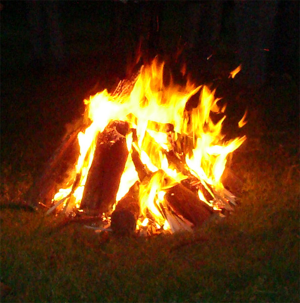 Grupo Escoteiro Campos Gerais (92-PR): Fogo de Conselho - 100 anos de ...