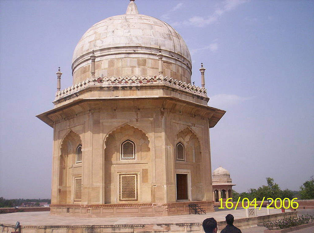 XciteFun: Sheikh Chehli Mausoleum - Haryana India