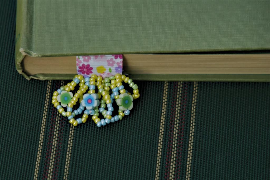 those northern skies: beaded bookmarks