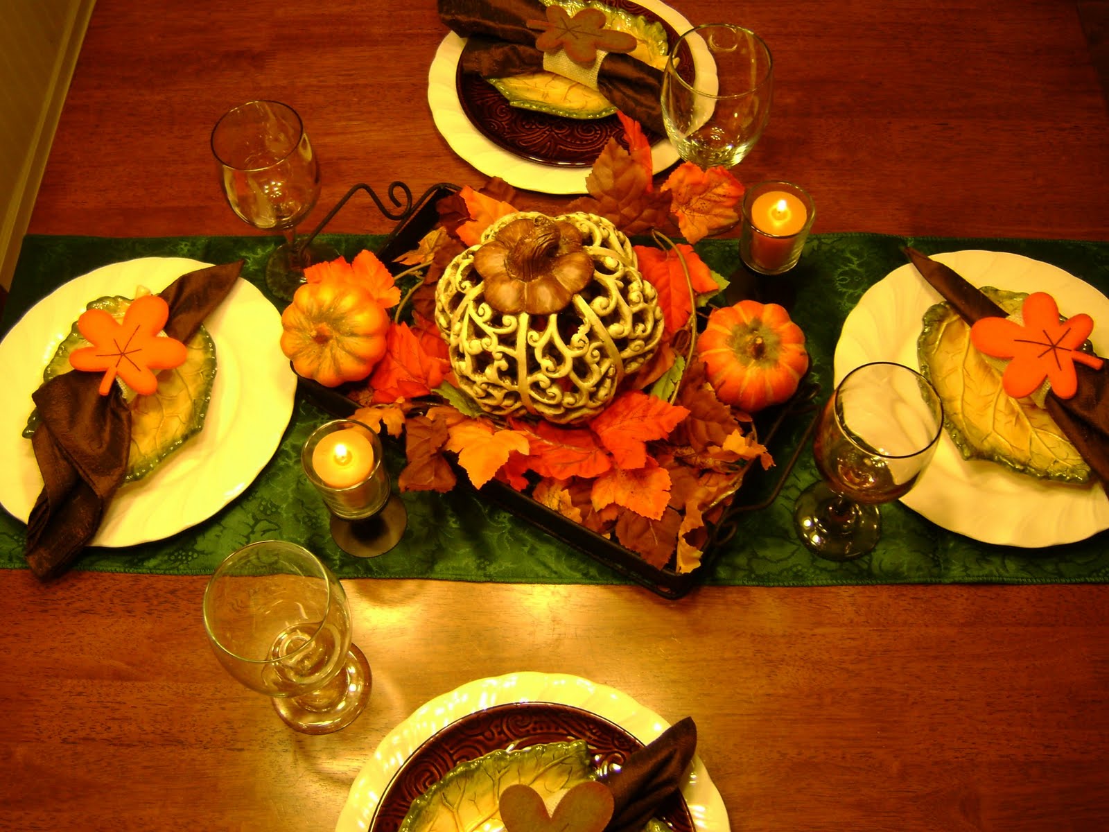 Design to Shine: Thanksgiving Dinner, Menu & Craft