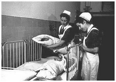 Empezando la casa por el tejado: Lebensborn. Fuente de vida nazi.