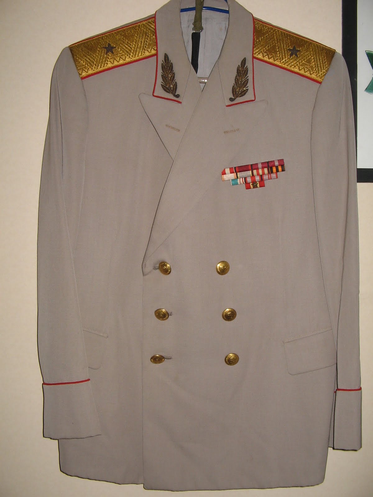 Some of the good ol´ East Bloc Nations´ military junk: Soviet Army ...