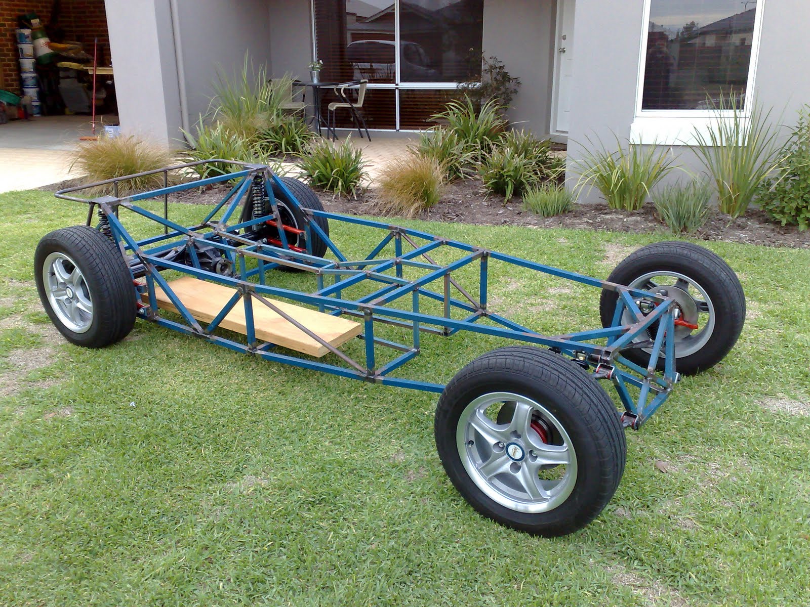 steves awesome locost: 5th April 2010 Rolling chassis