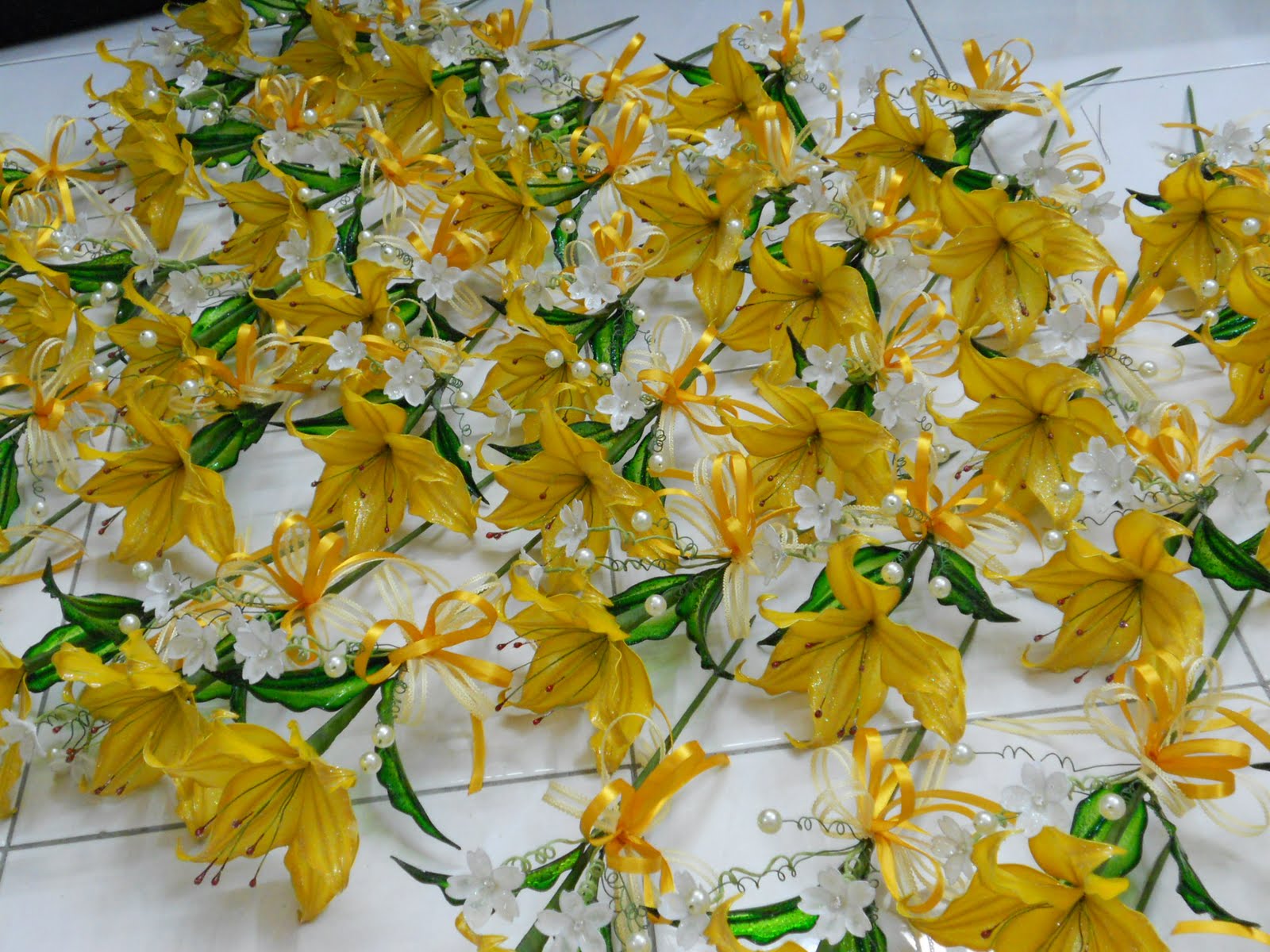 Cemara Qaseh Craft & Deco: BUNGA PAHAR DIP - YELLOW LILY