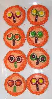 Gourmet Mom on-the-Go: "O" is for Orange Owl Cookies!