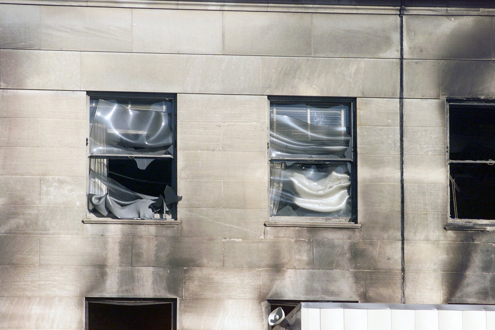 StevenWarRan: Pentagon Window Blog