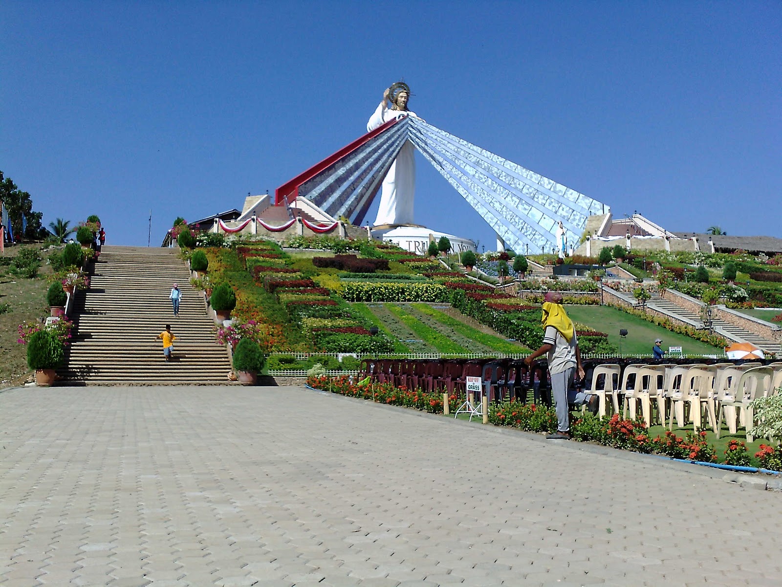 DAVESTER OROT®: Devine Mercy Shrine