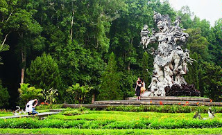 Bedugul Botanical Garden Kebun Raya ~ Bali Leonks Tour