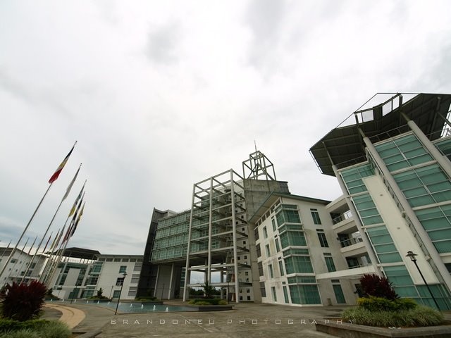 brandoneu: University Malaysia Sarawak (Unimas) revisited