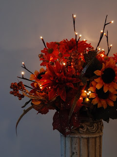 shelley b decor and more: Lighted Floral Fall Arrangement