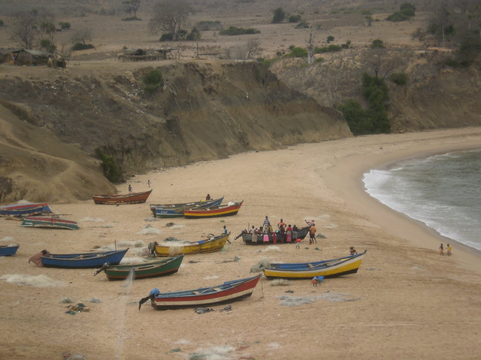 Um tempo em Angola e por outras partes do mundo...: De Luanda a ...