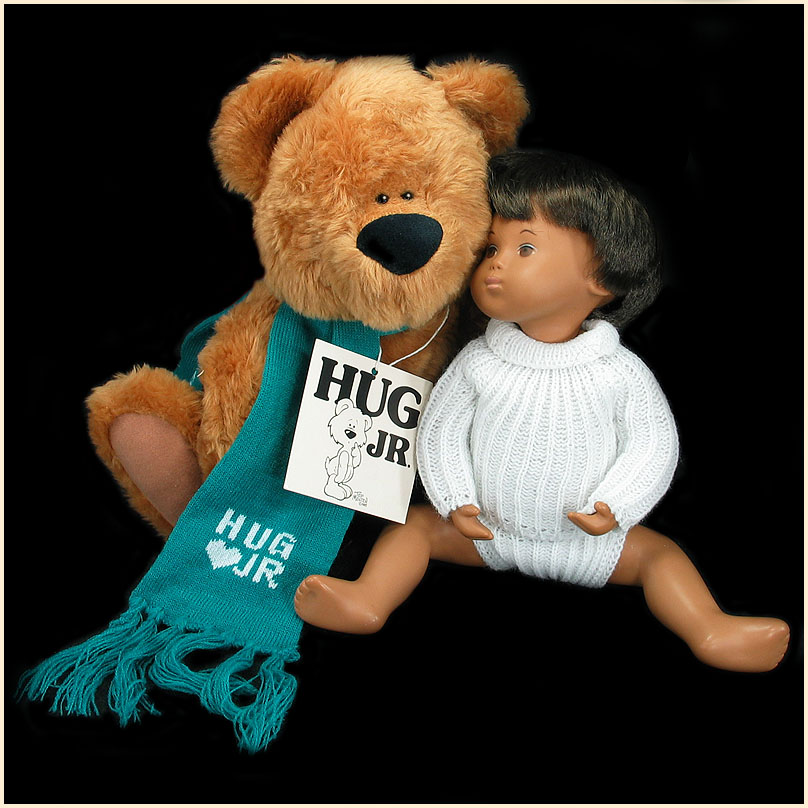 Sasha Street: TED'S TOYS - HUG