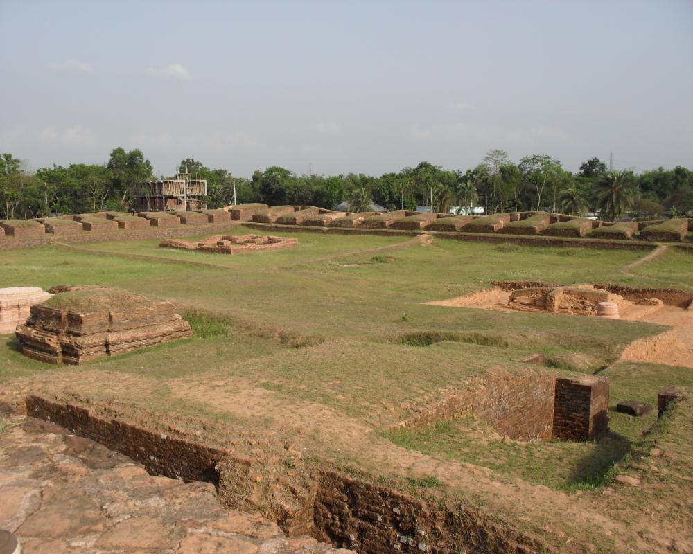 Moynamoti Shalban Bihar - Comilla
