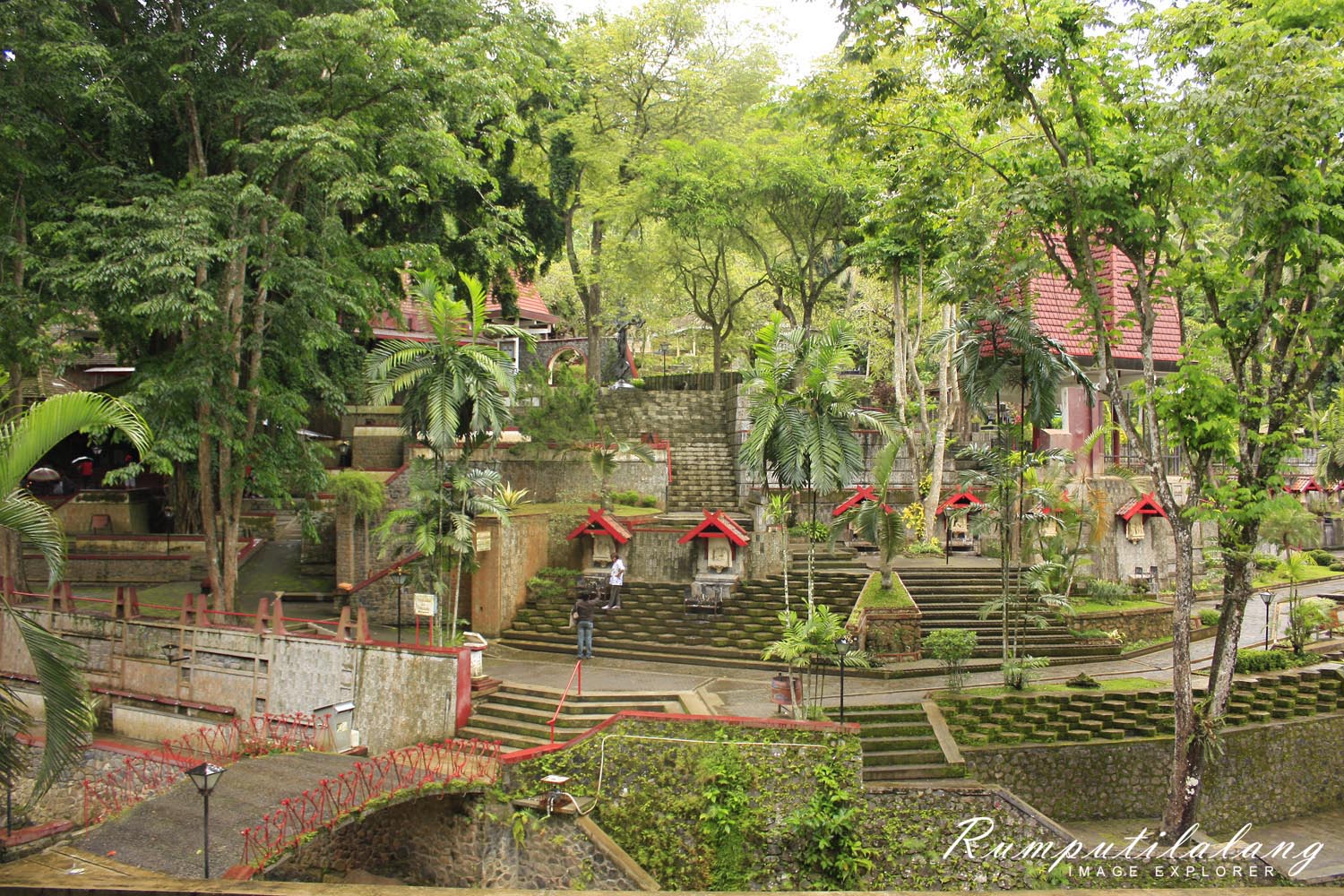 rumputilalang: Gua Maria Lourdes Sendang Sono