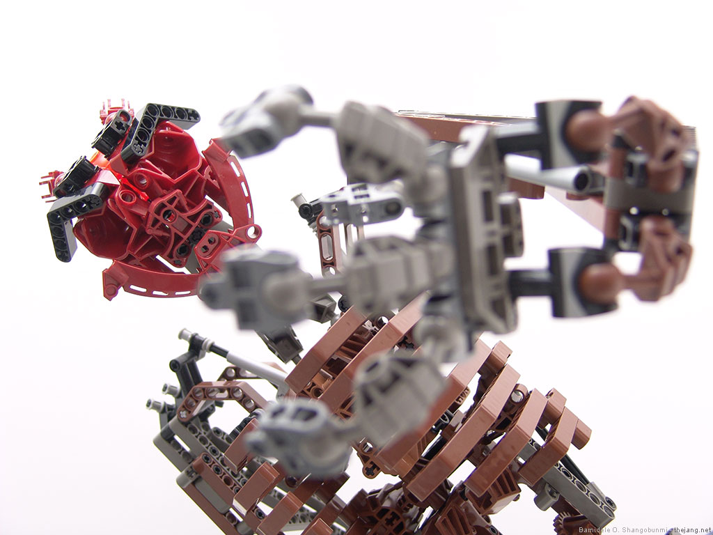 LEGO Bionicle MOC: Self-created Makuta?