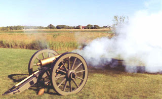 pbl-cannon-bclark: 1800's Howizer Cannon