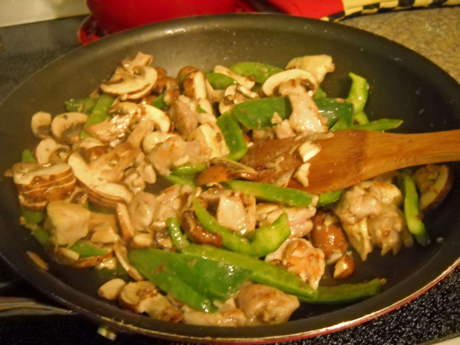 It's (mostly) about the food...: Serving each other.. Moo Goo Gai Pan