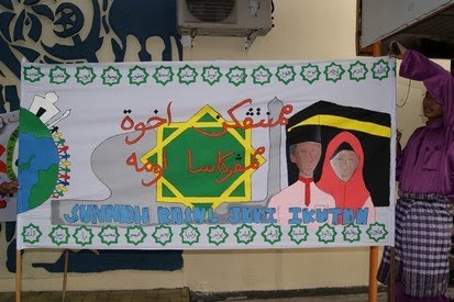 BENDAHARA: PERTANDINGAN MEMBUAT KAIN RENTANG SEMPENA MAULIDUR RASUL