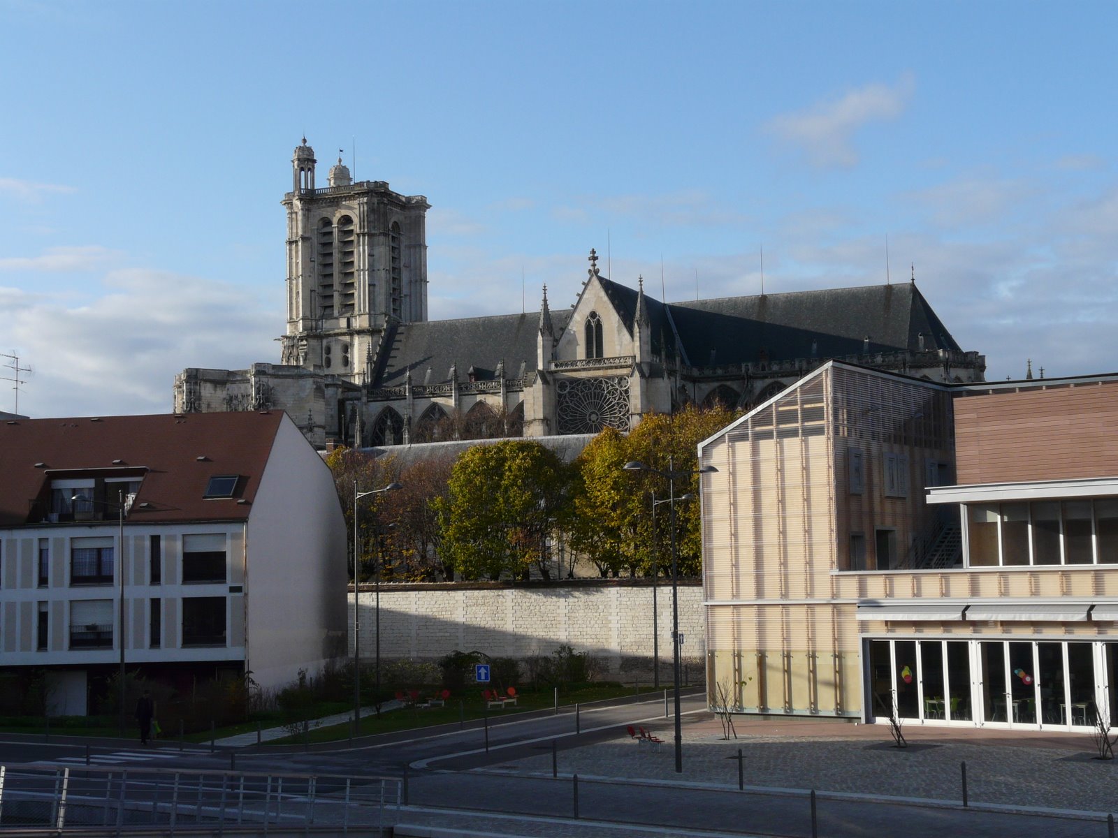 Troyes-en-Champagne: Le campus de Troyes sur France Culture