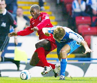 THEATRE OF DREAMS: Football's Most Horrific Injuries - DJIBRIL CISSE