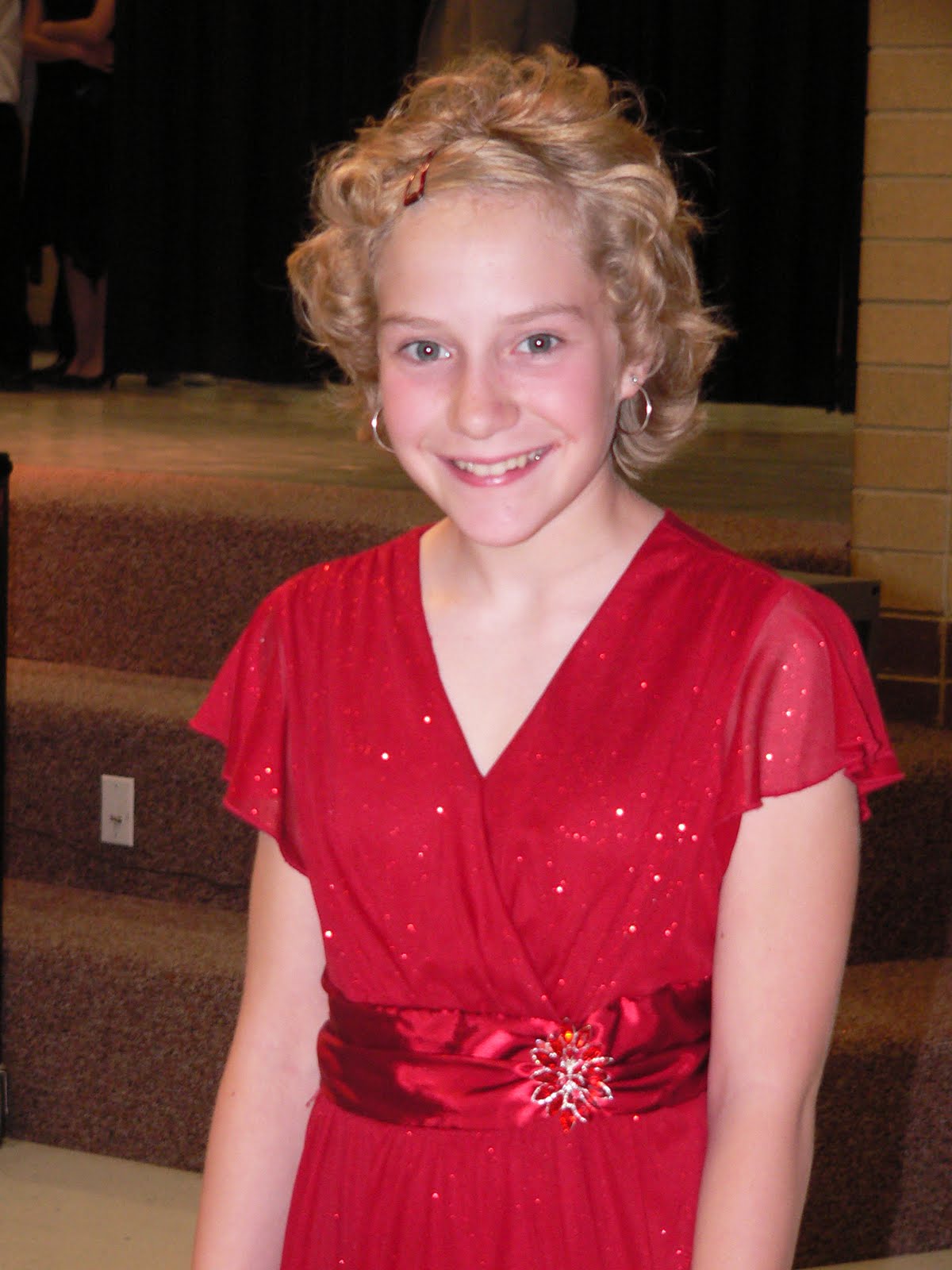 myBFFisMYsisBUTonlyIFiAMhers: Lexi's 6th grade graduation