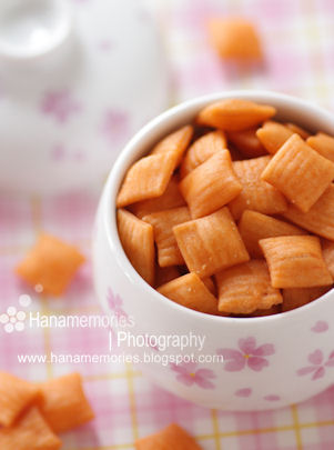 HaNa's FamiLy: Maruku Bantal & Kuih Peneram